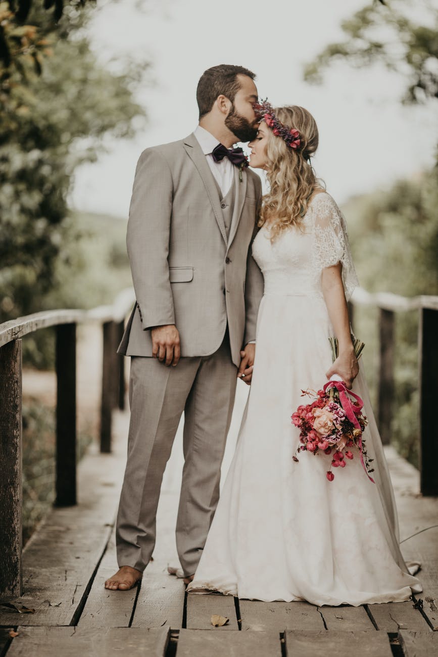 7 Tips for Writing an Amazing Wedding Card