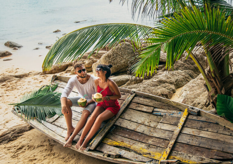 Maui vs Kauai Honeymoon: Which Island Is Right for Your Trip ...